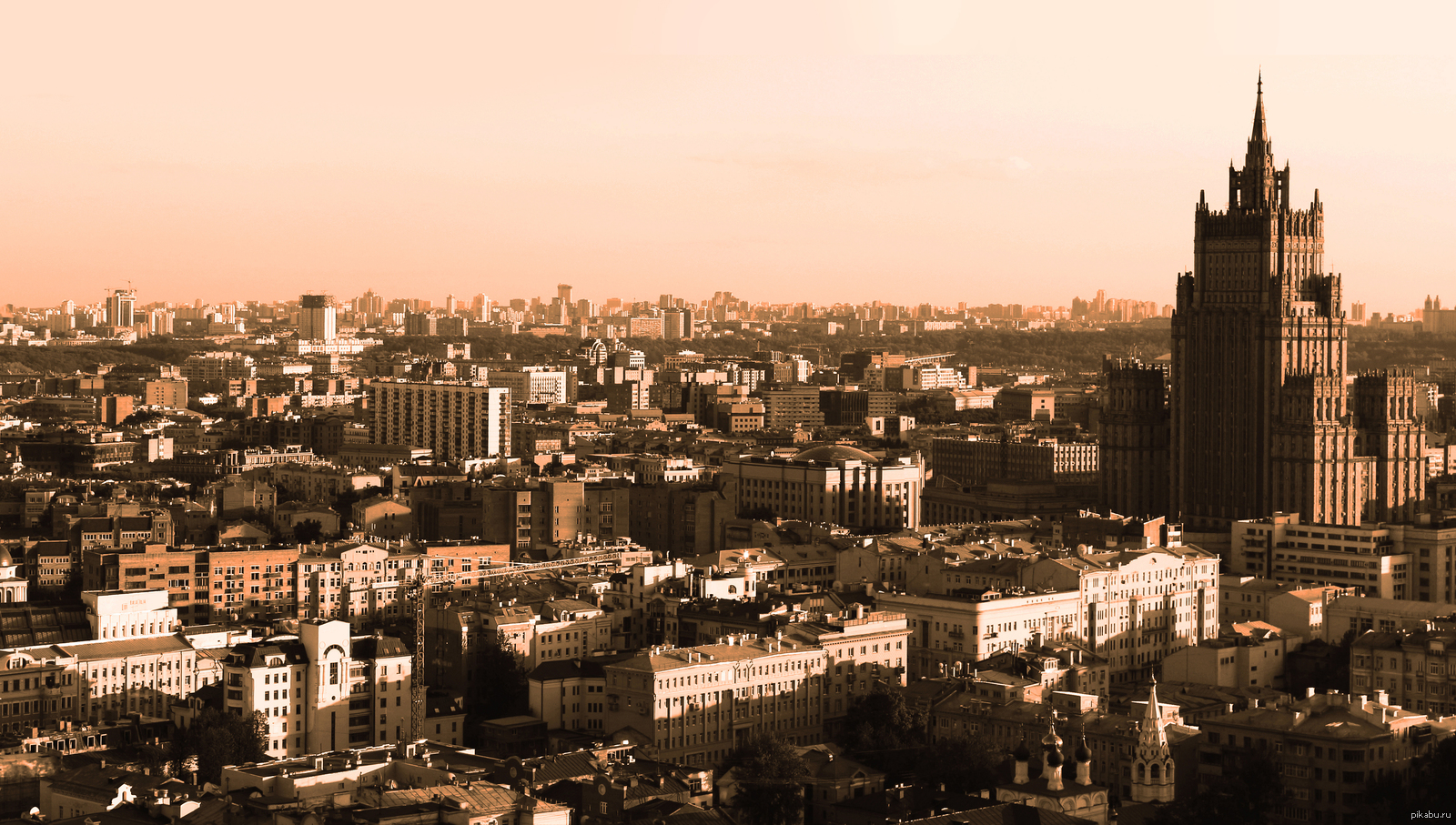 Сталинская высотка Пикабу