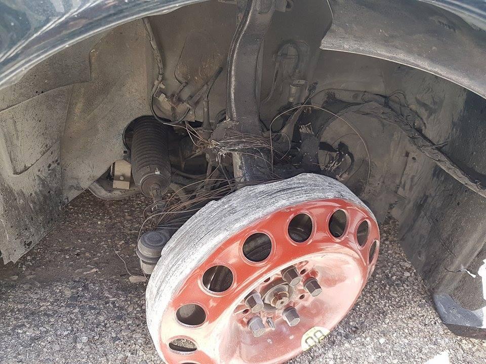 Что будет, если проехать 25 километров на спущенном колесе | Пикабу